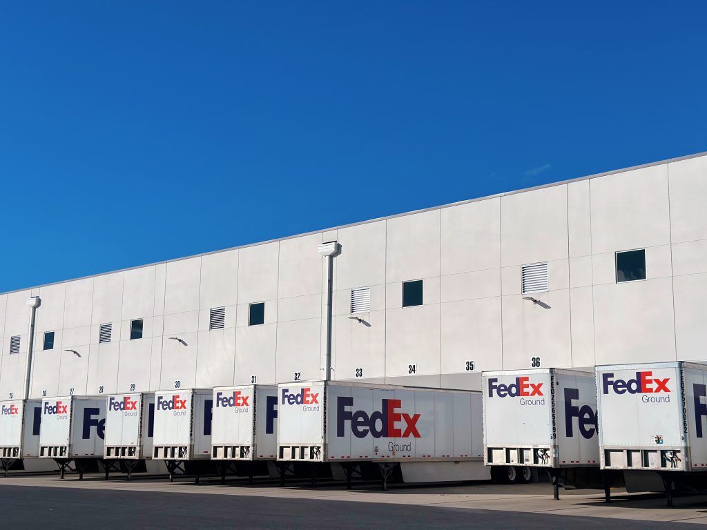 What Defines Efficient Warehousing in 2025? – LECANGS